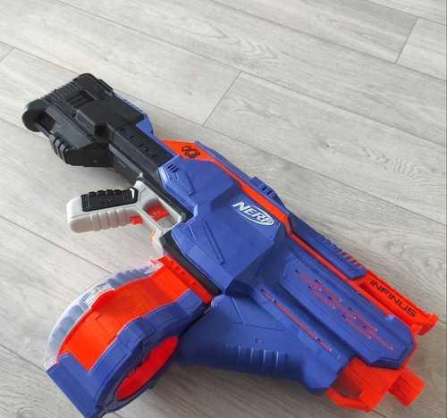 Бластер nerf