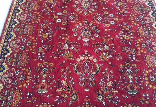 Персидский шерстяной ковёр ГДР 1,4 на 2 м в идеале