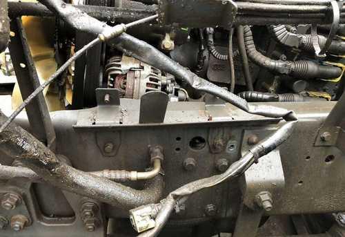 Кронштейн шумоизоляции двигателя Daf XF105