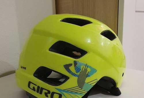 Велосипедный шлем Giro