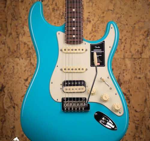 Fender Am Prol II Strat HSS Miami Blue 2022 USA