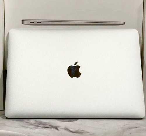 Apple macbook air 13 M1