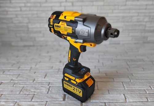 Аккумуляторный гайковёрт Dewalt 2000 N.M