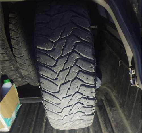 Cooper Discoverer STT 245/75 R16