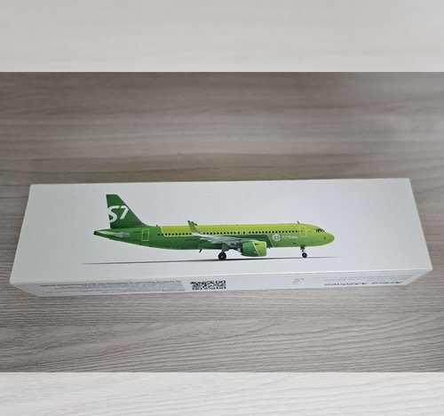 Модель самолета а320 neo