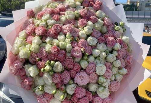 Пионовидные розы букет