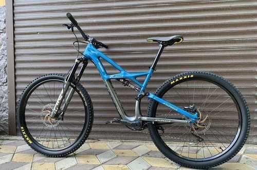 Specialized enduro carbon 29 L