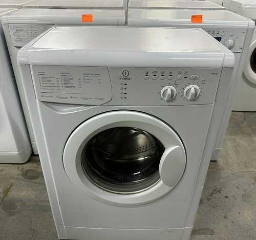 Indesit. 5 кг, 40 см, 1000 об. Доставка бесплатно