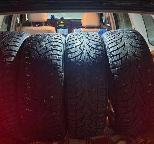 Yokohama 104ZR 235/55 R19