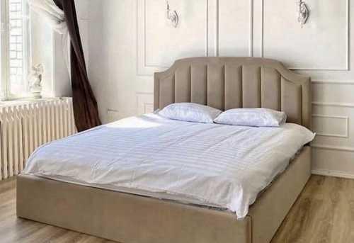 Кровать двухспальная с подьемным механизмом