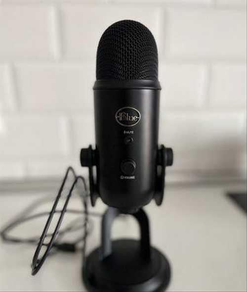 USB-Микрофон Logitech Blue Yeti