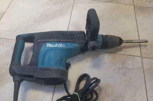 Отбойный молоток Makita HM1203C
