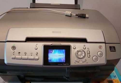 Цветной струйный принтер Epson Stylus Photo RX700