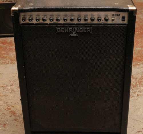 Behringer KX 1200 Combo Amp