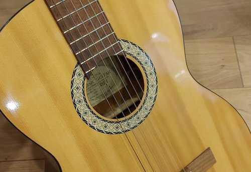 Классическая гитара Cremona 470H 4/4 + струны
