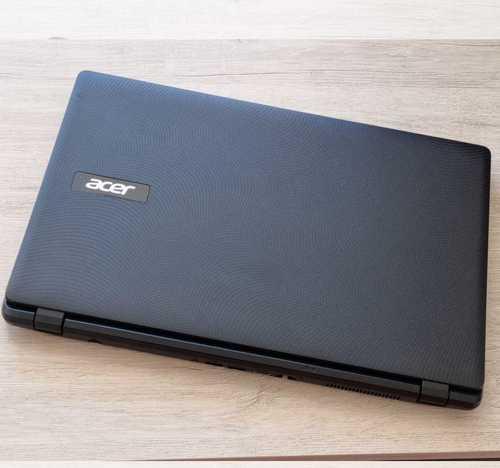 Ноутбук Acer Aspire ES1-531-P10A