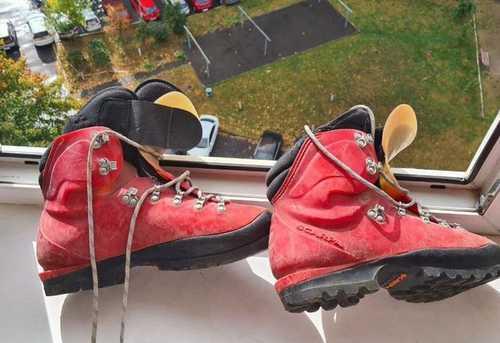 Альпинистские ботинки Scarpa 7,5 - 8