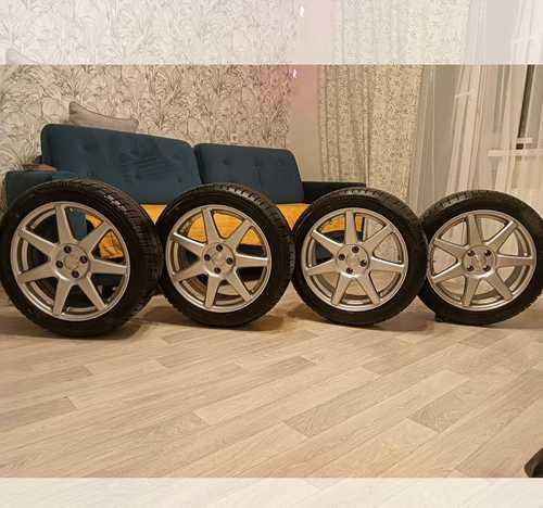 Комплект зимних колес r17 4x100