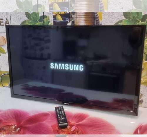 Samsung / Full HD / USB / hdmi / UE32M4000AK