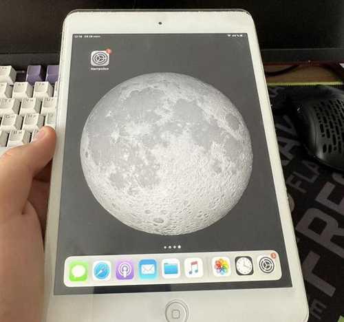 Планшет iPad mini 2 16gb