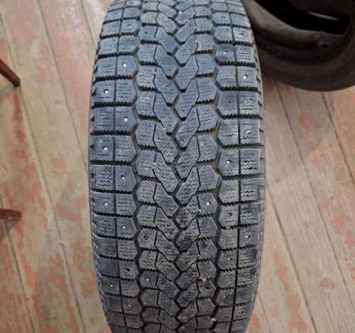 Yokohama Ice Guard F700S 205/55 R16