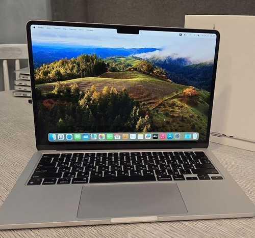 Apple MacBook Air 13" 2024 M3 8Gb/256SSD Чек