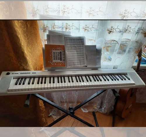 Цифровое пианино 76 кл. yamaha NP- 32