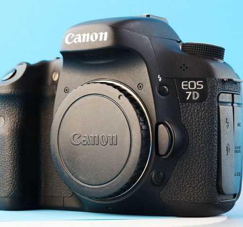 Canon 7D body