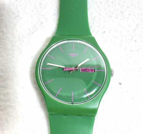 Наручные часы Swatch зеленые