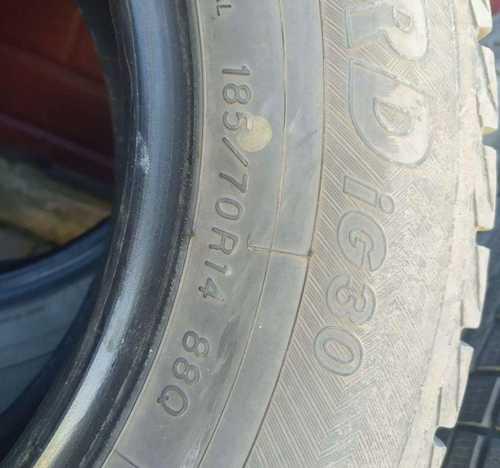 Yokohama Ice Guard IG30 185/70 R14