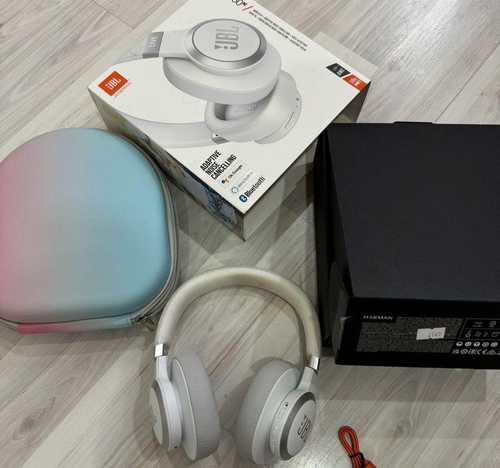 Наушники jbl live 660