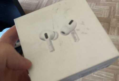 Коробка от airpods pro