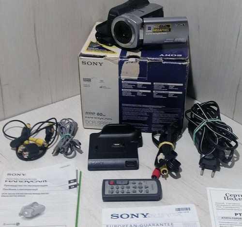 Видеокамера Sony DCR-SR85E