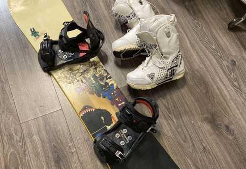 Сноуборд комплект с ботинками