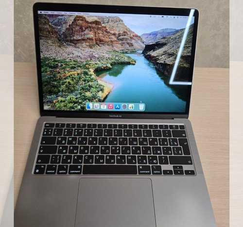 Apple macbook Air 13 2020 m1 8gb 256 ростест