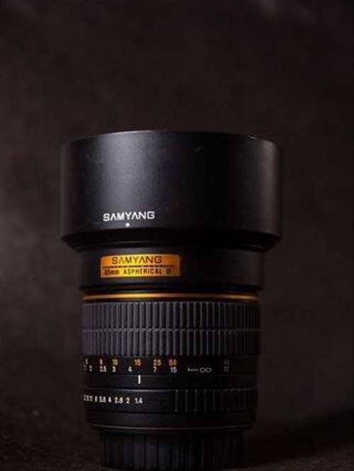 Samyang 85 mm f 1.4 для Canon