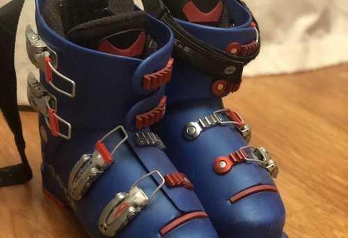 Горнолыжные ботинки Lange