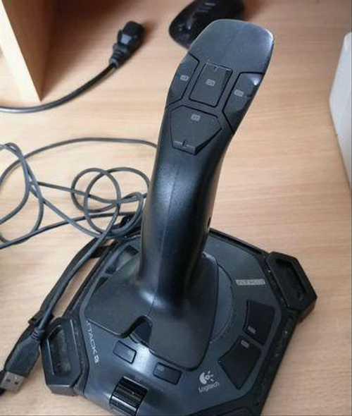 Джойстик Logitech Attack 3