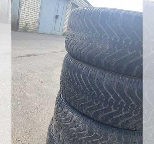 Goodyear UltraGrip 500 205/55 R16