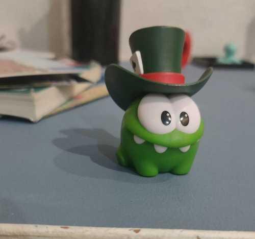 Игрушка ам ням