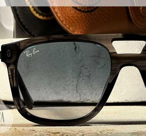 Очки солнцезащитные Ray Ban RB 2213 CH 1424/3F