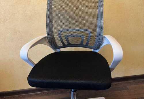 Офисное кресло абсолютное новое с чеком