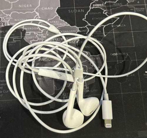 Наушники earpods lightning