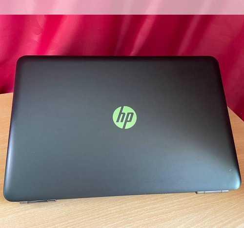 Игровой ноутбук HP Pavilion 15-bc404ur