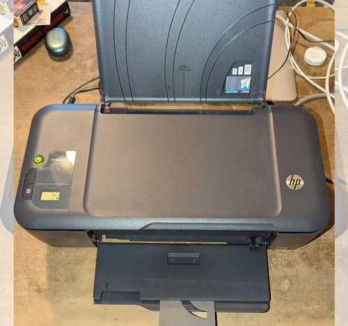 Цветной струйный принтер hp deskjet 2000 j210