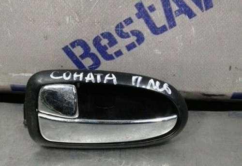 Ручка двери салонная левая Hyundai Sonata 4 EF