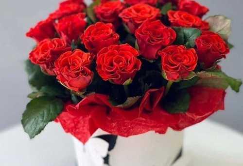Букет в коробке с розами цветы и подарки на день р