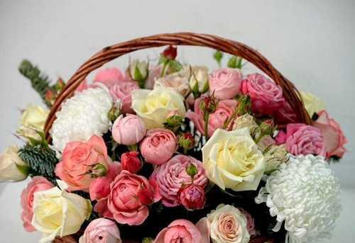 Корзина с цветами букет цветы розы