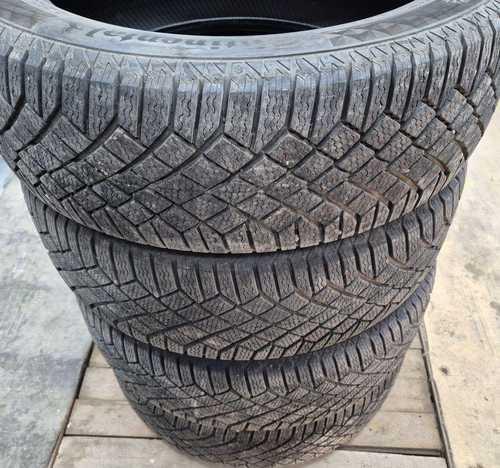 Continental ContiVikingContact 7 225/55 R19