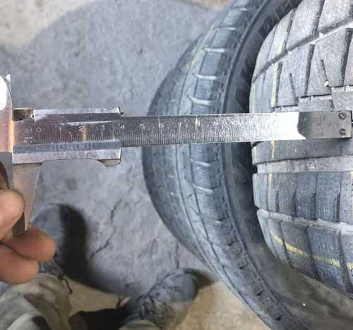 Bridgestone Blizzak Revo1 225/55 R17 26K